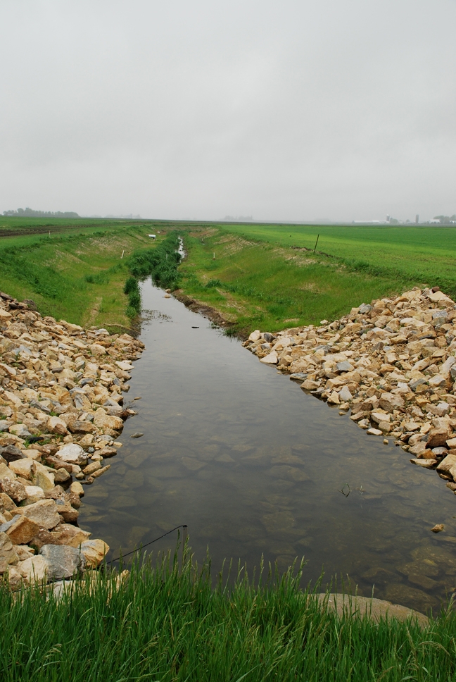 Bank On It | Two-Stage Drainage Ditches Reduce Erosion, Nutrient Runoff ...