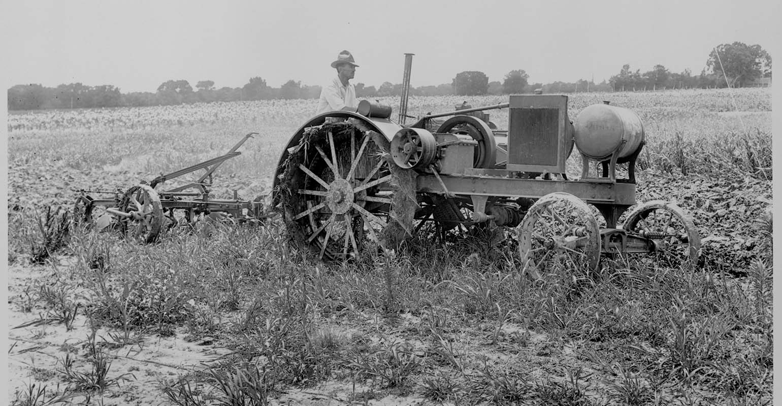 Smithsonian marks the Year of the Tractor