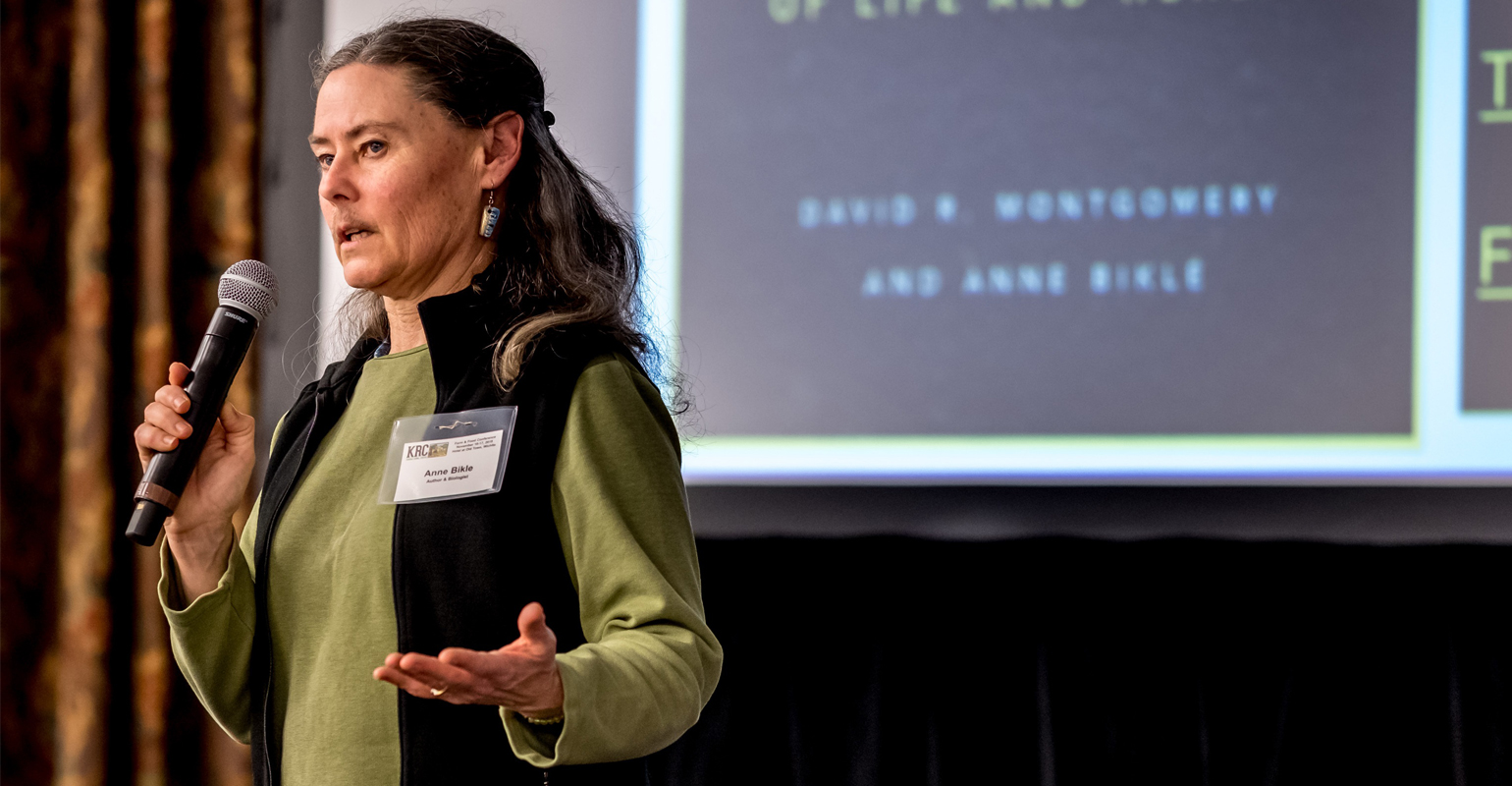 Conference speaker links soil microbiome, human gut health