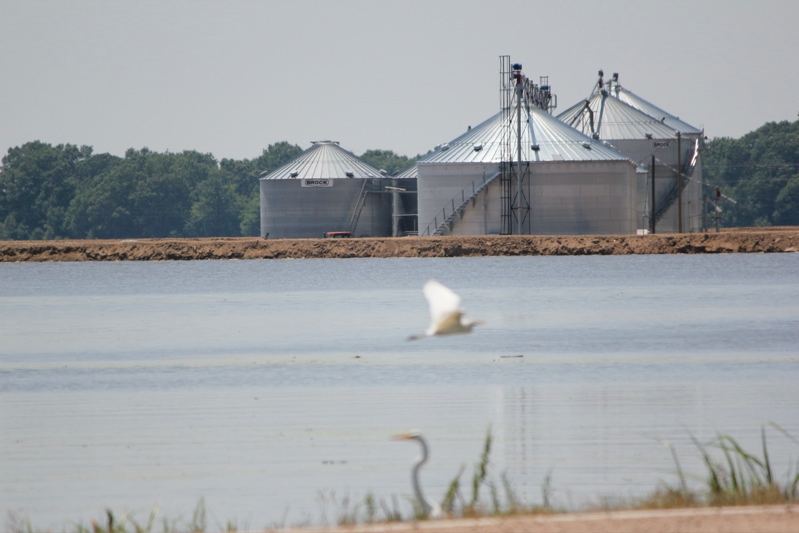 Putting flood-damaged grain bins back on line | Farm Progress