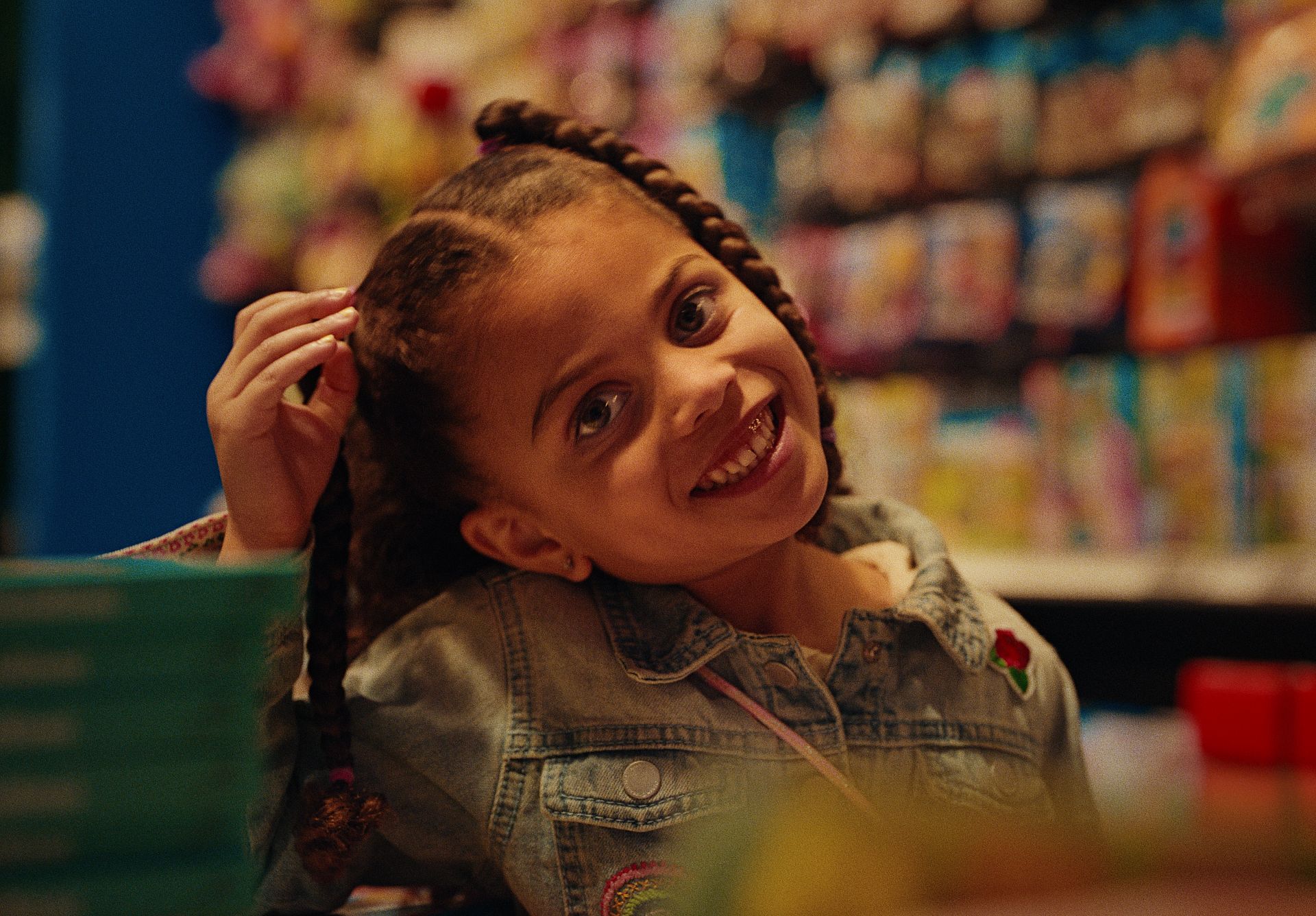 Sign up to get exclusive deals at KEF Airport