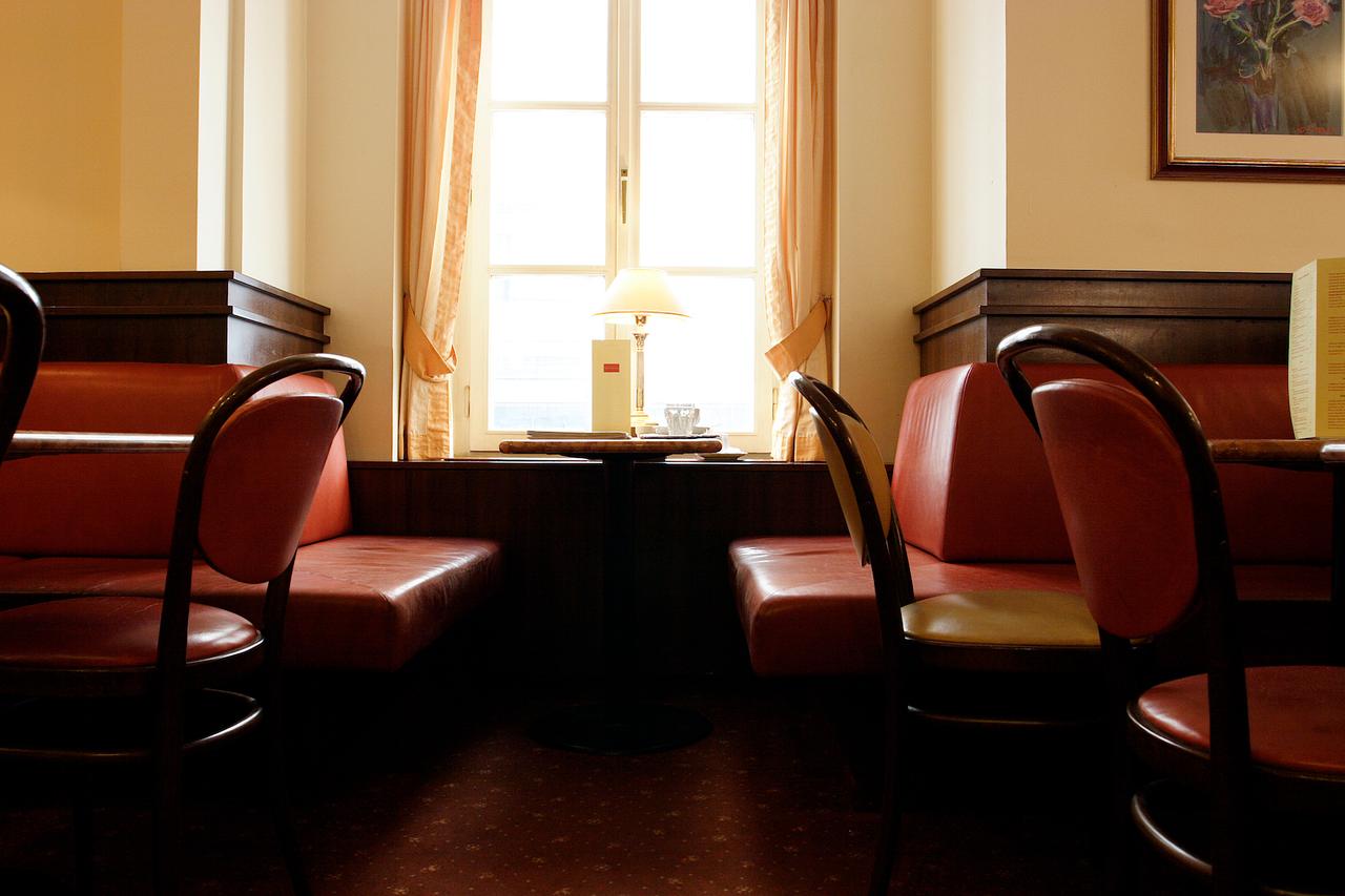 Traditionelle Kaffeehäuser in Wien entdecken | DERTOUR