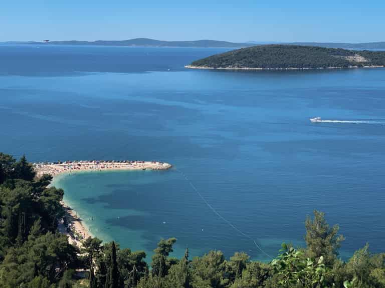 Die schönsten Split Strände an Dalmatiens Küste | DERTOUR