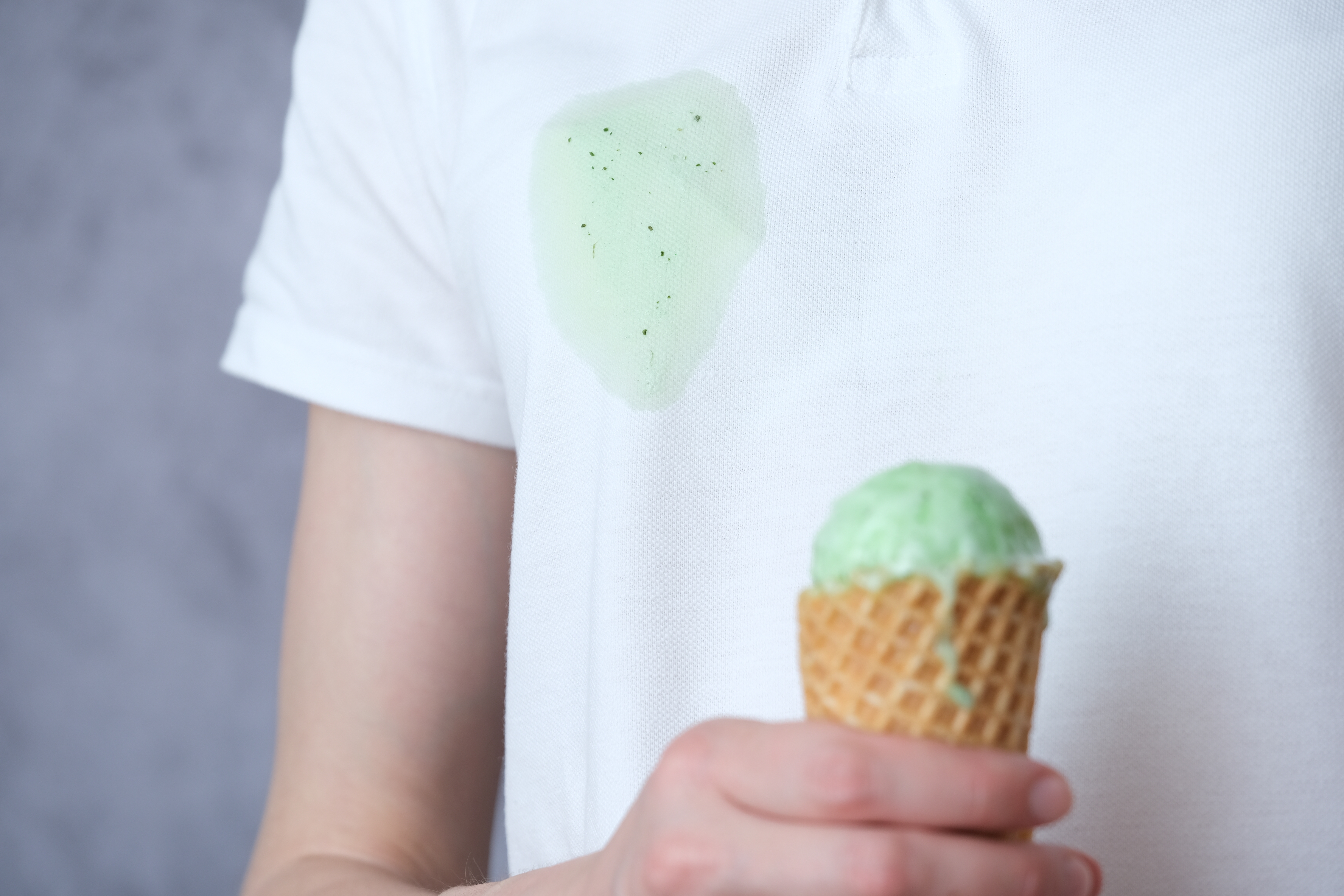 How to Remove Ice Cream Stains from Summer Clothes: A Guide | Vanish IN