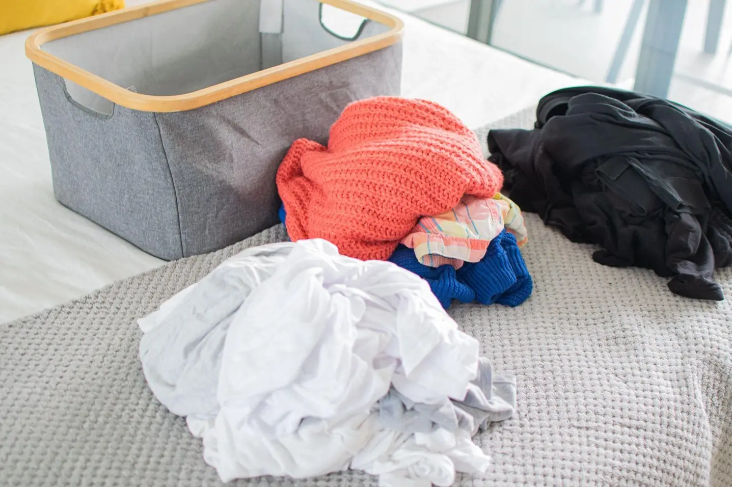 Best Laundry Sorting Practices for Every Fabric Type | Vanish IN