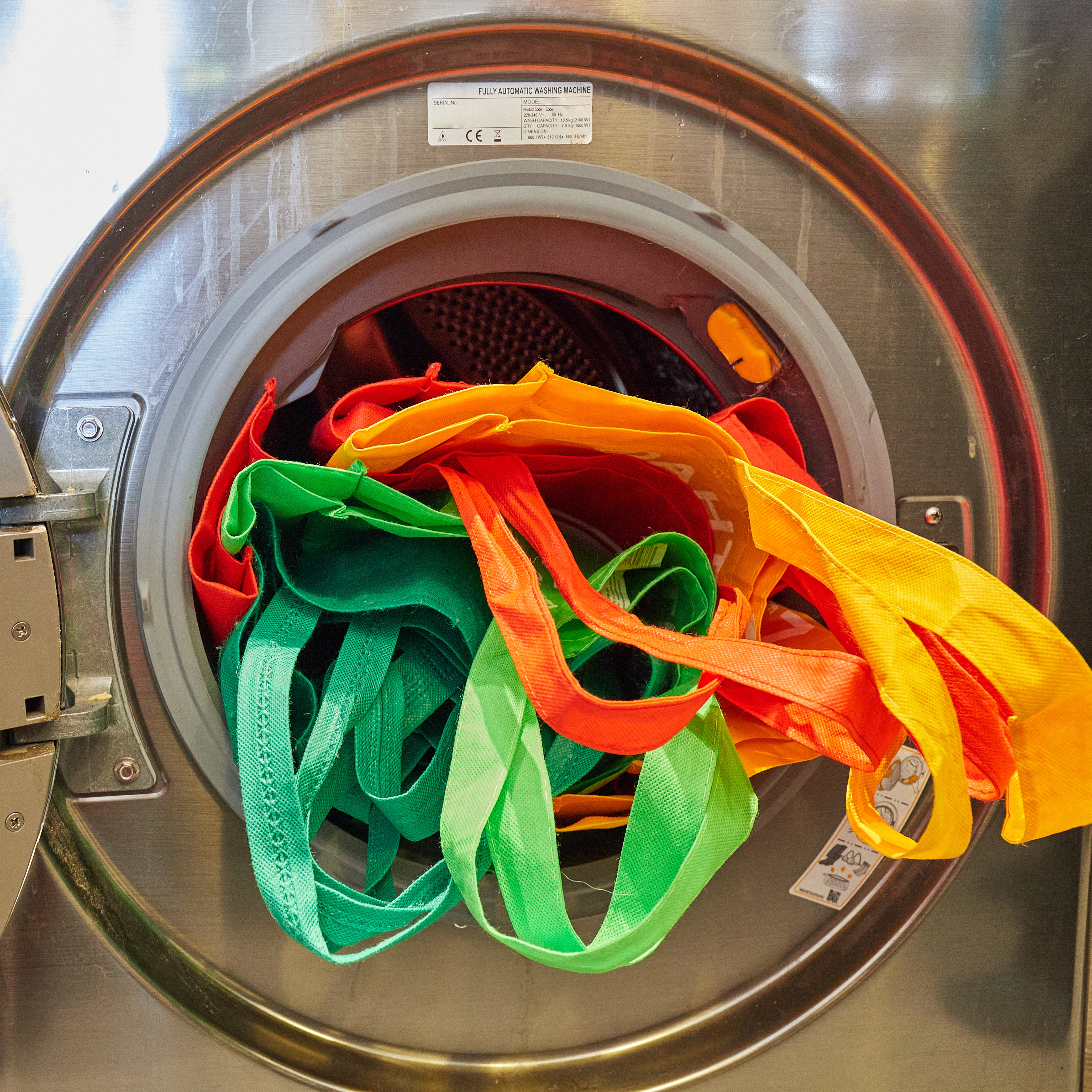 Fresh and Clean Ways to Wash Canvas Totes Safely | Vanish IN