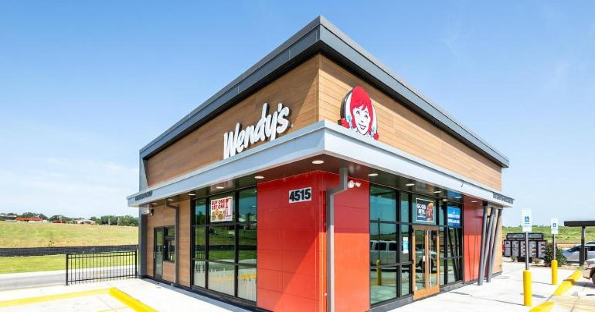 Wendy’s taps Kirk Tanner to succeed Todd Penegor as CEO, president
