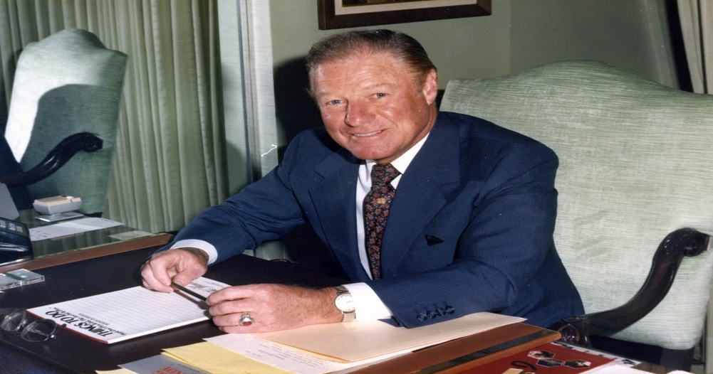 Veteran New Jersey restaurateur Harry Knowles dies at age 97