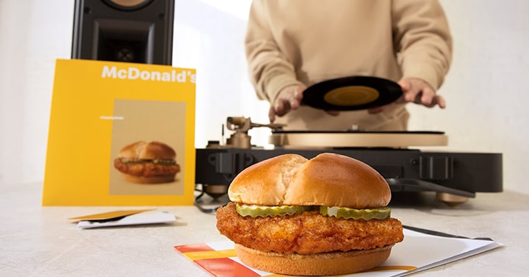 McDonald’s offers fans early access to new chicken sandwich ...