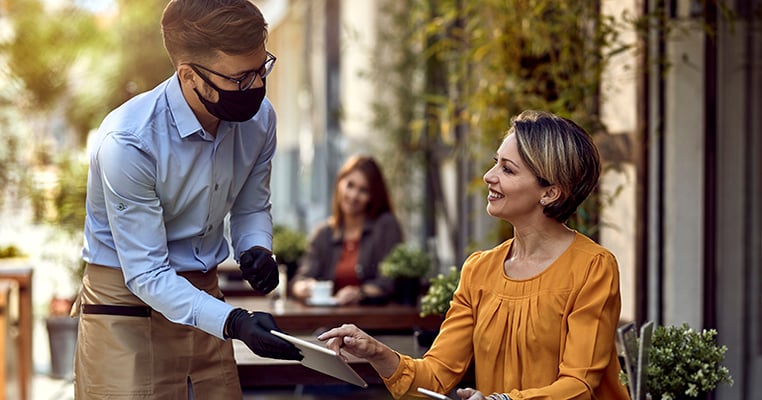 Full-service restaurant operators share leadership lessons learned ...
