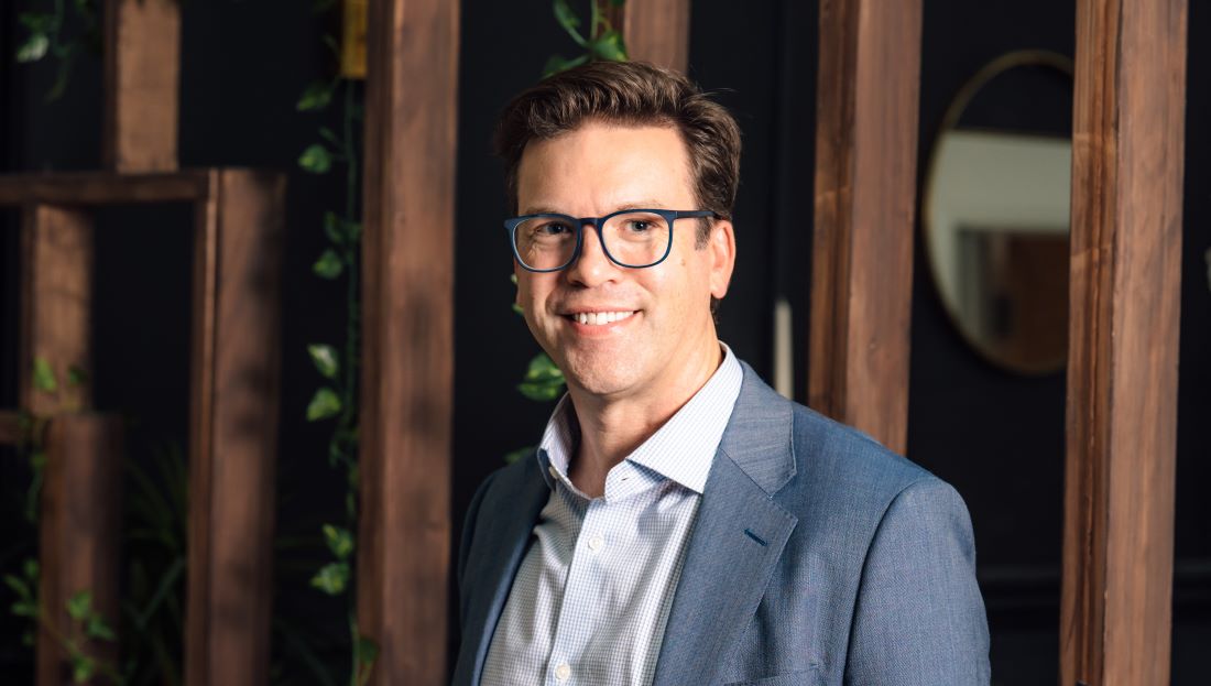 Smalls Sliders names Dan Hurwitz chief financial officer