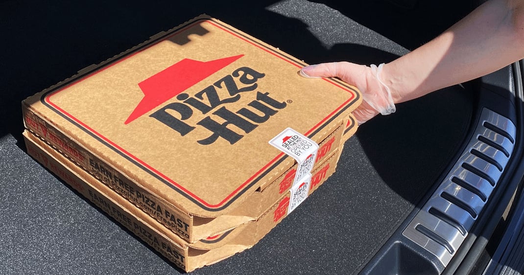 Pizza Hut expands contactless ordering with nationwide curbside pickup