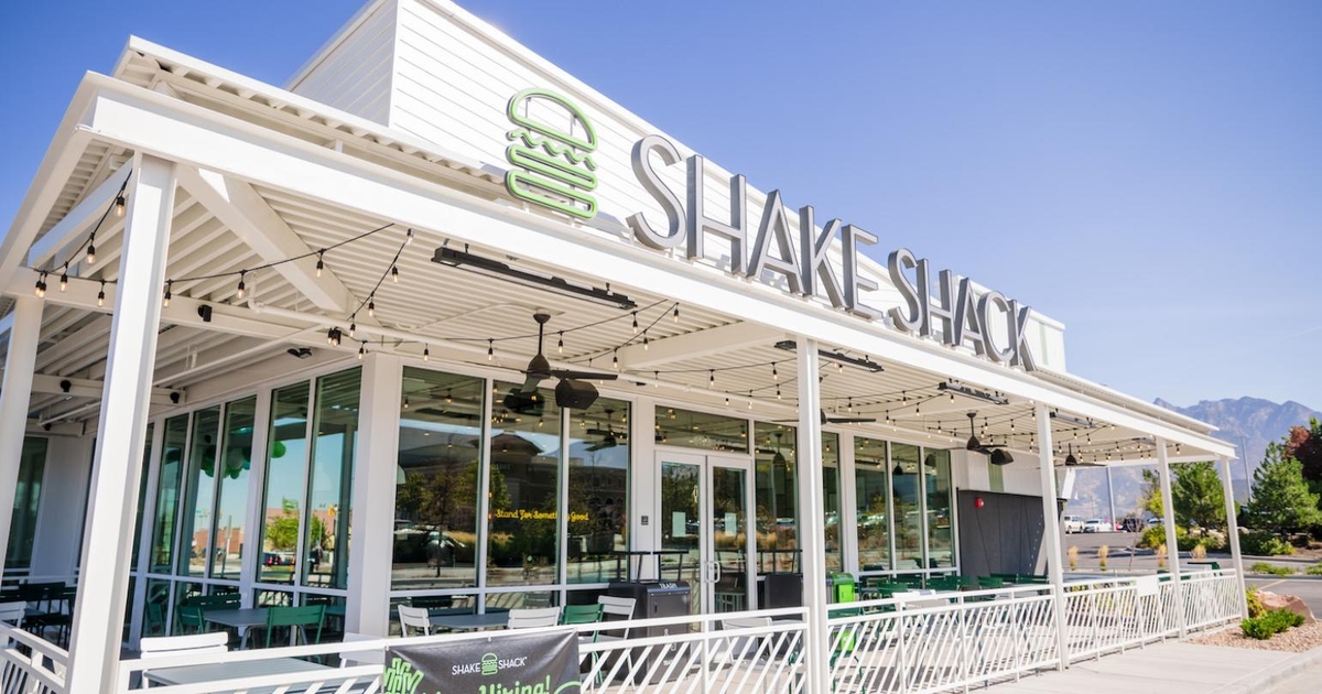 Shake Shack, Papa Johns, fast-food traffic