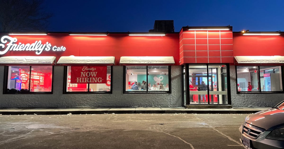Friendly’s debuts first fast-casual cafe
