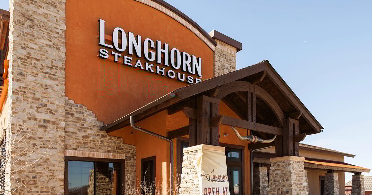 Texas Roadhouse, LongHorn Steakhouse outrank the industry on customer ...