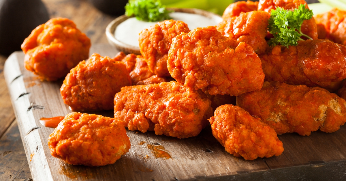 Chicken wing chains respond to higher costs