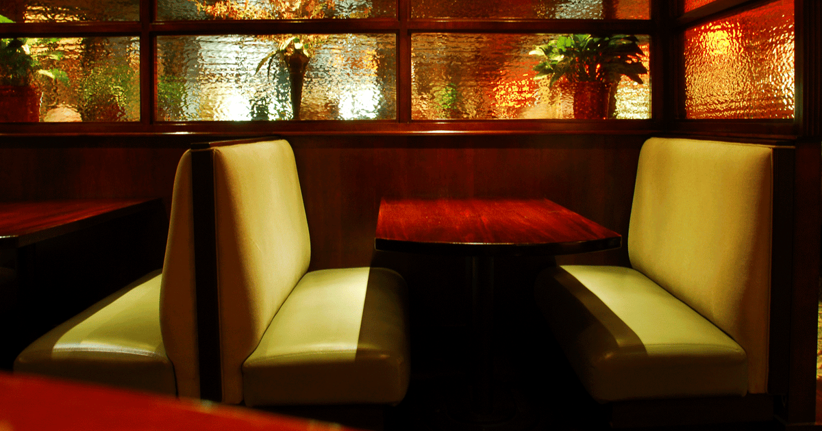 Five ways for bar & grill chains to win customers