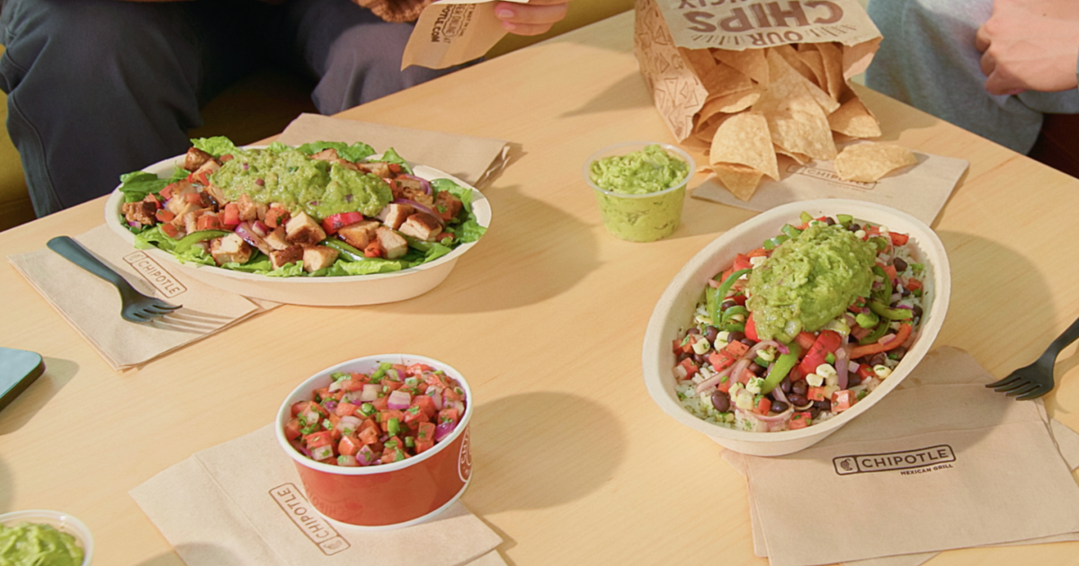 Chipotle plans a 2026 debut in Mexico