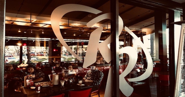 Here's how Red Robin snapped a 6-quarter streak of negative growth