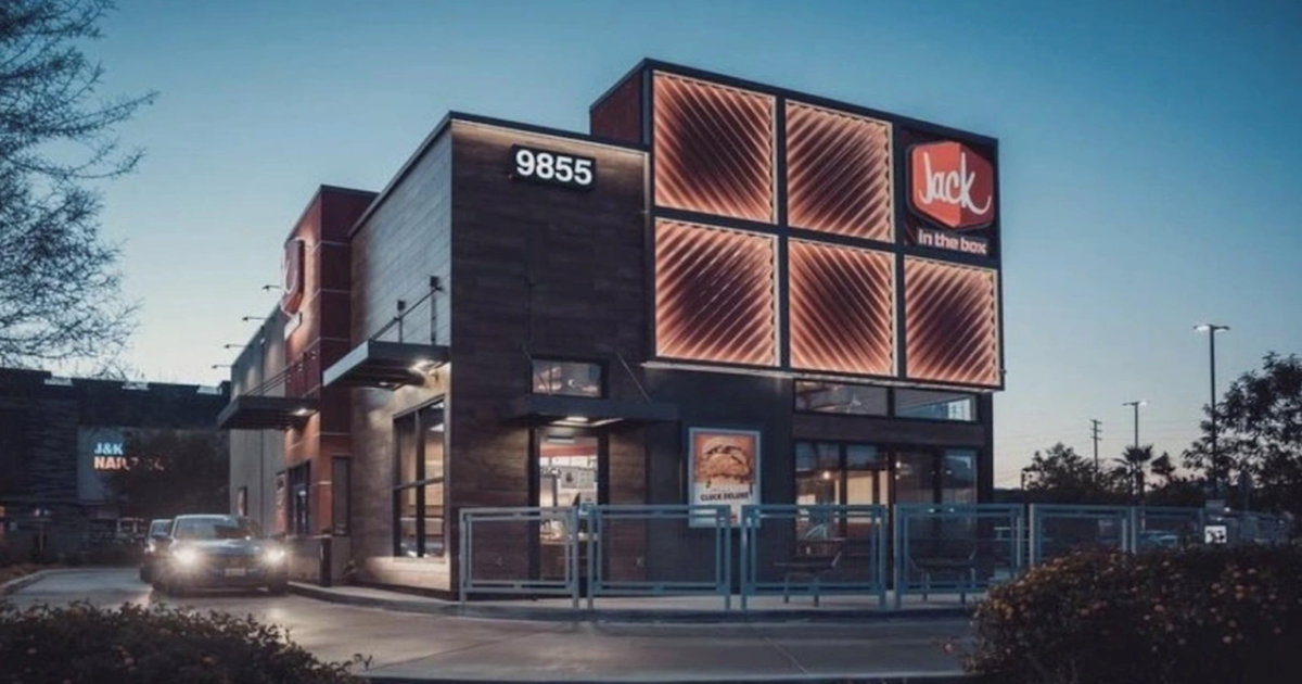 Jack in the Box sales continued to slide in Q4
