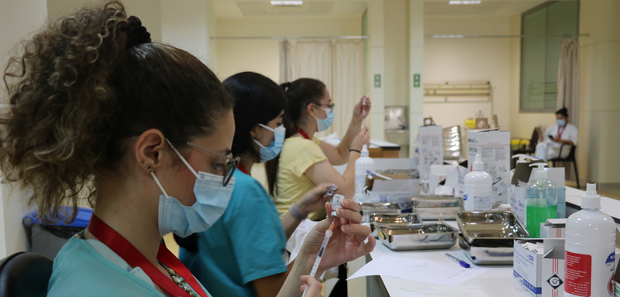 Supporting mass vaccination in lebanon