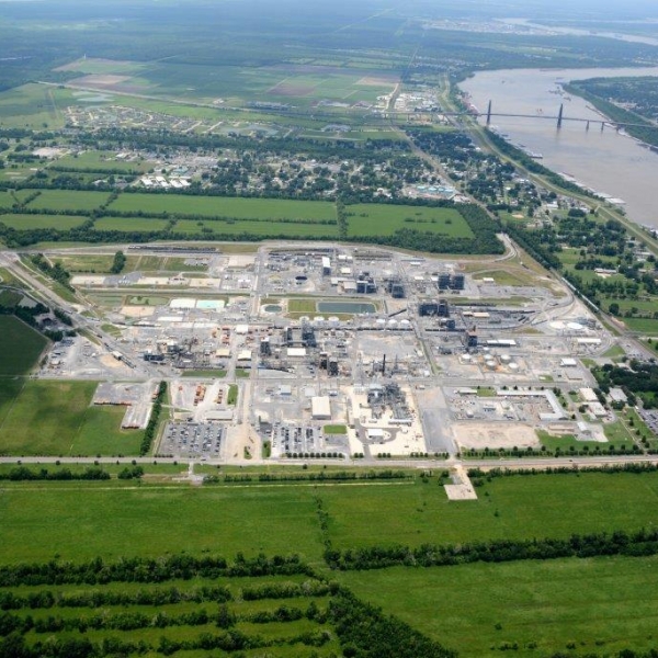 Monsanto Invests $975 Million in Factory