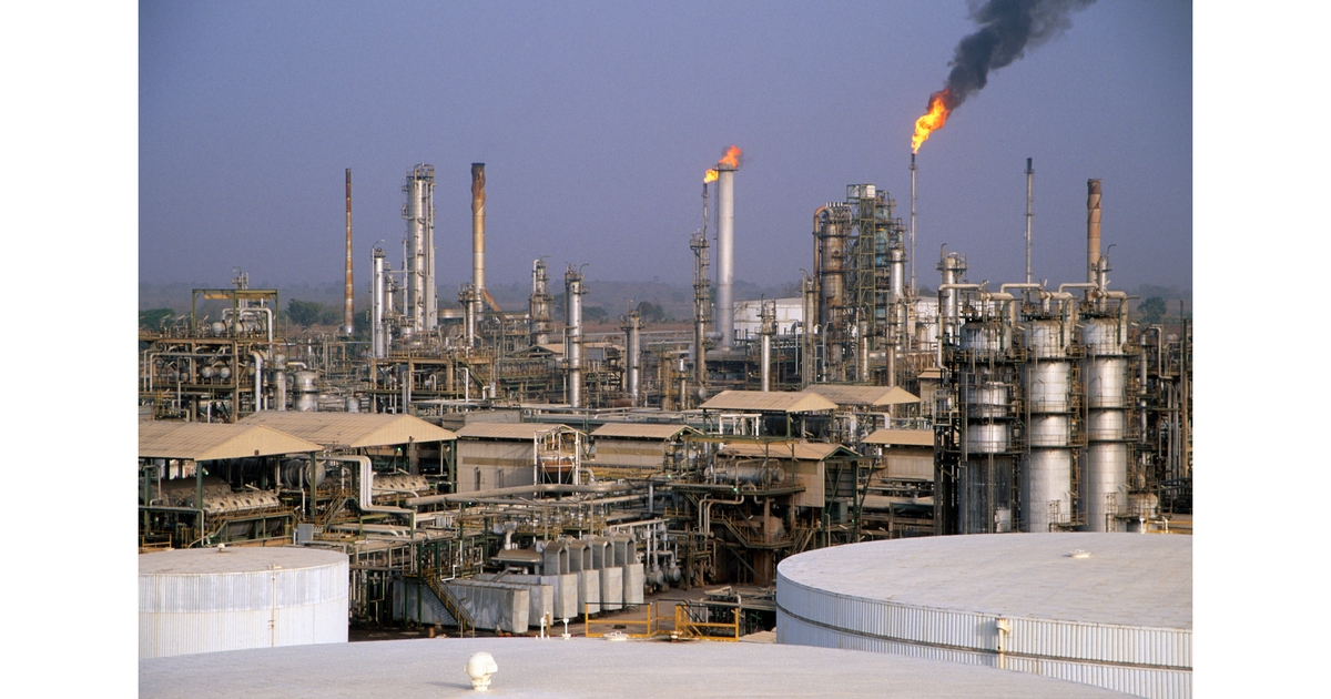 Fire Kills One, Injures Two at Refinery