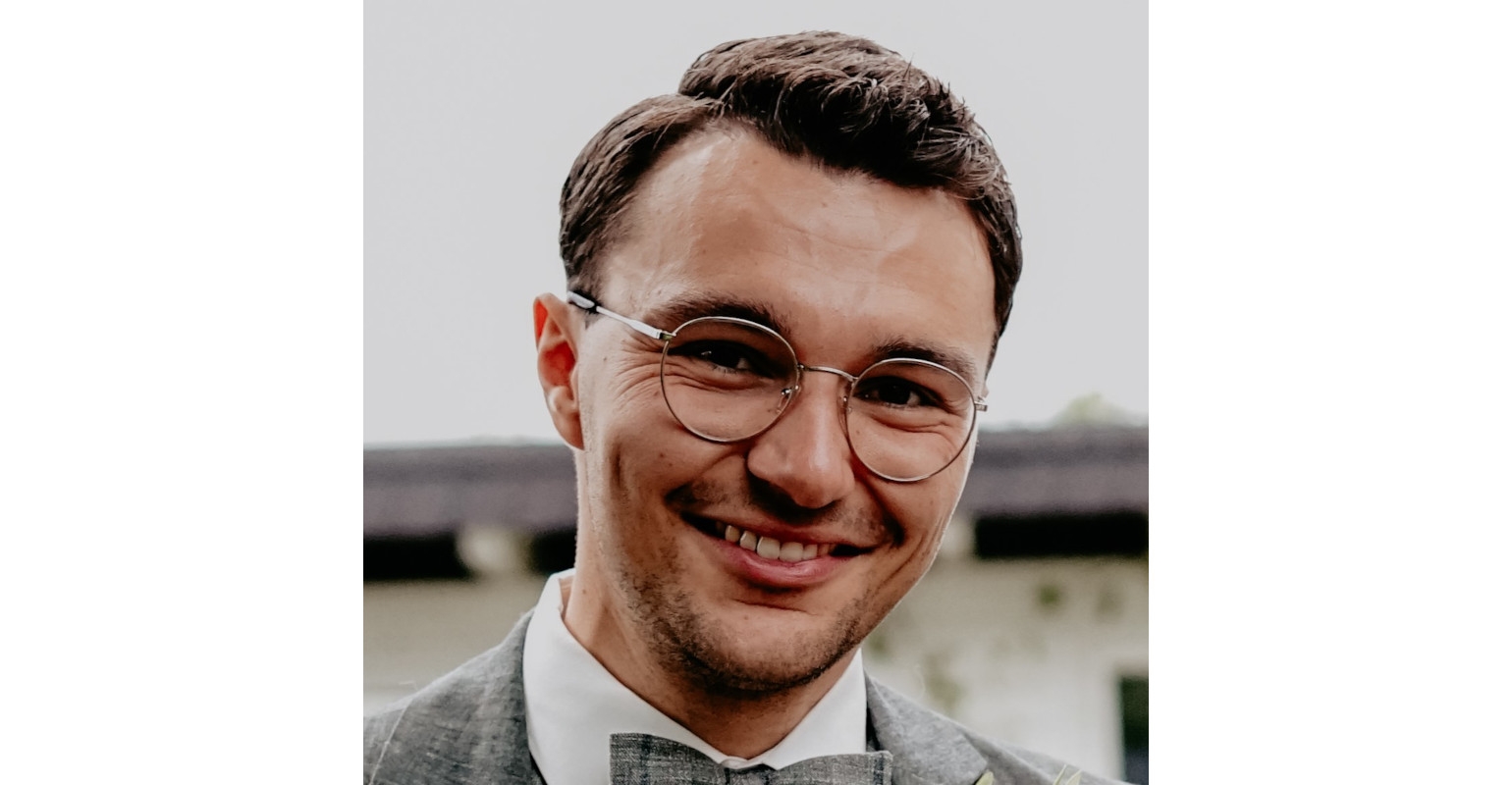 4 Ways to Cut Costs with Bulk Material Container Shipments