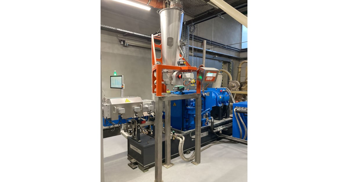 Coperion Extrusion System Manufactures Fertilizer Spikes