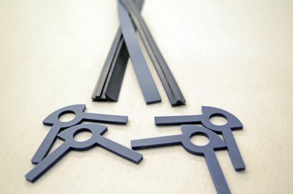 CS-1 Sifter Magnetic Metal Detectable Seals