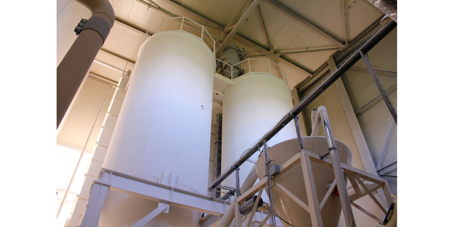 Measuring Solid Levels with Advanced Radar Technology