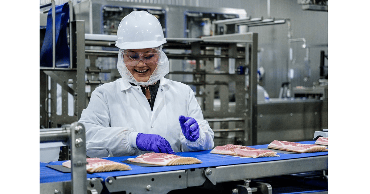 Tyson Foods Opens New Bacon Production Plant