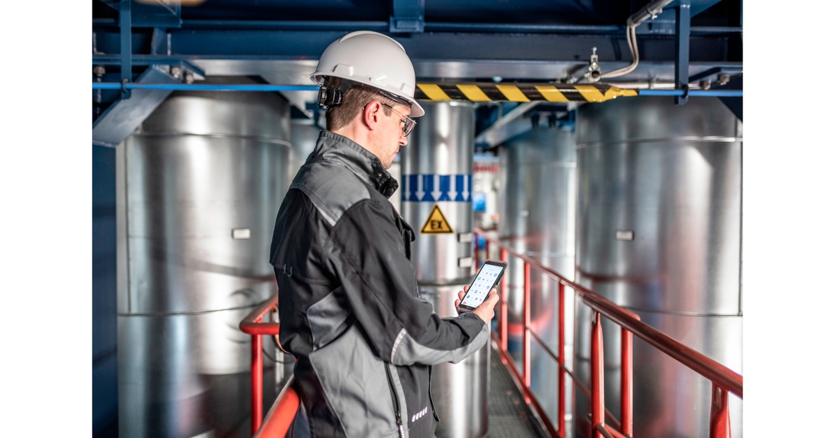 First 5G Smartphone for Hazardous Areas Introduced